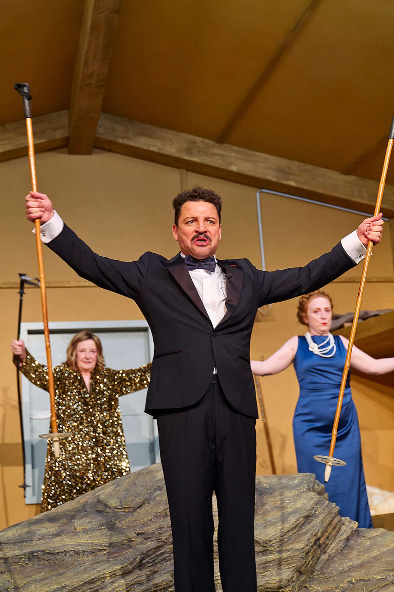 Festival d'Avignon : Le Sommet de Christoph Marthaler - Transfuge